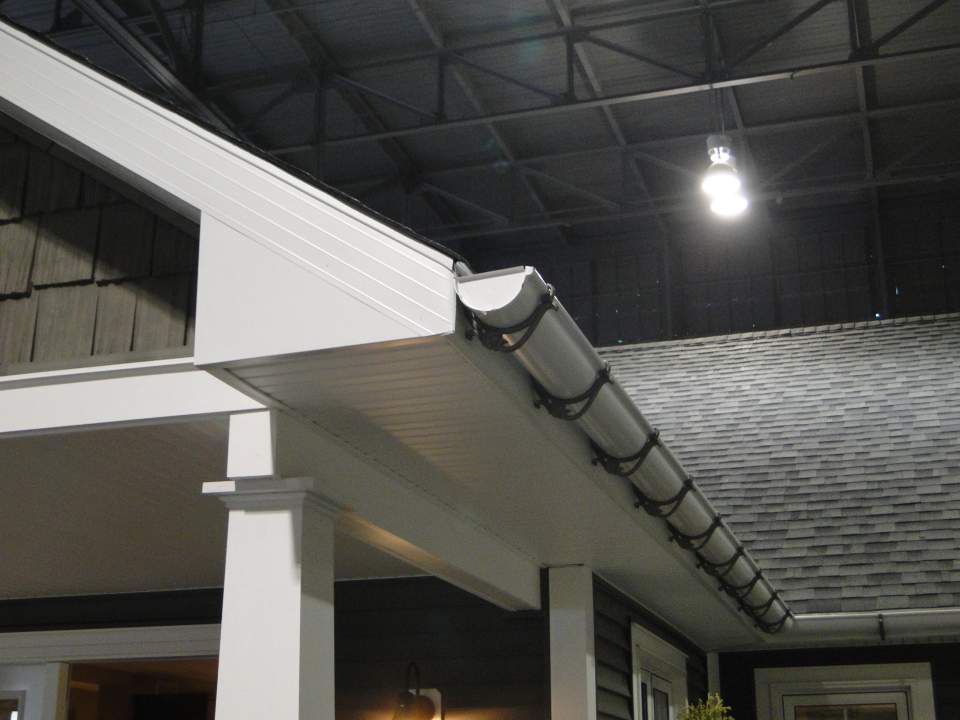 Roussel Eavestrough - Eavestrough, Siding, Copper Eavestrough